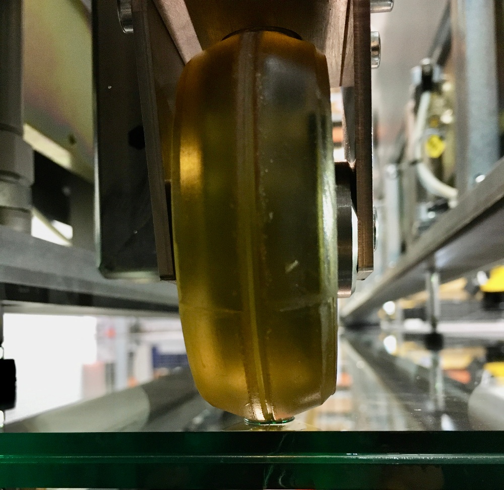 What to look out for on the tools for cutting laminated glass